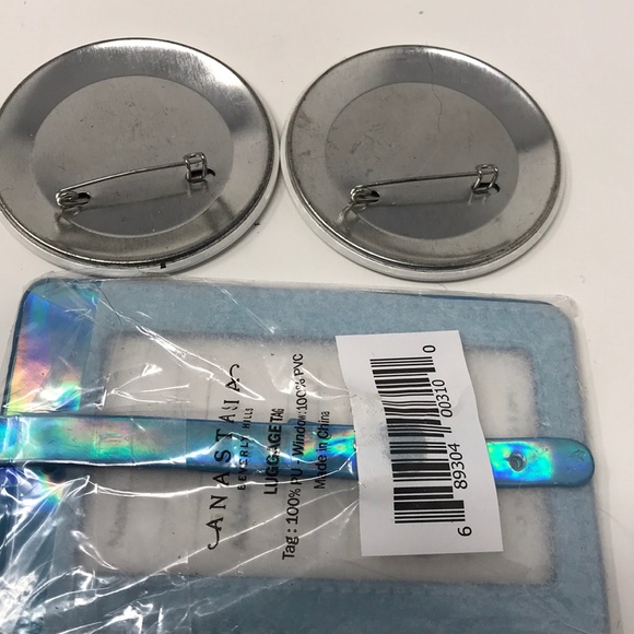 MAC Cosmetics | Makeup | Mac Archies Girls Buttons Anastasia Luggage ...